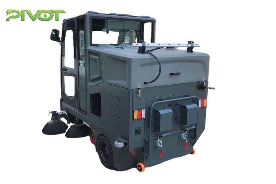 Ride On Sweeper Machine S200 | Pivot Machinery
