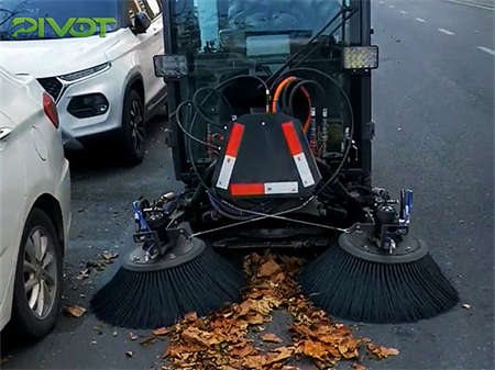 Road Sweepers - the things you should know. | Pivot Machinery