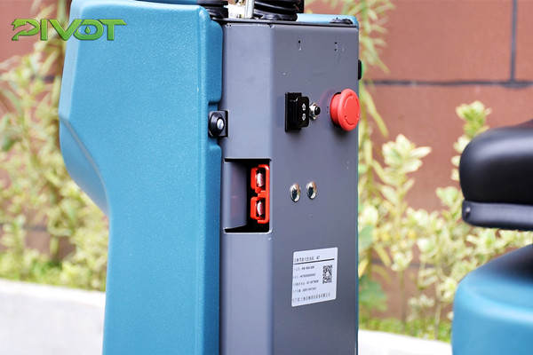 Commercial Ride On Floor Scrubber A7 | Pivot Machinery