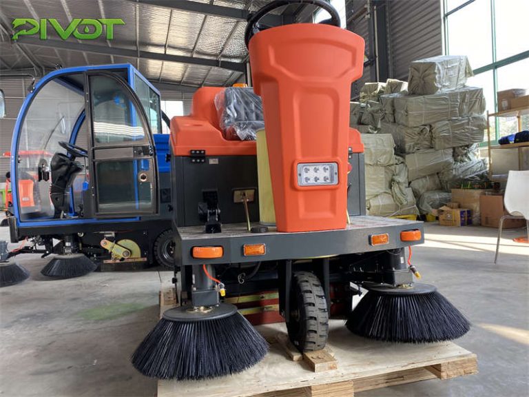 Ride-On Sweeper Machine G6 | Pivot Cleaning Machinery