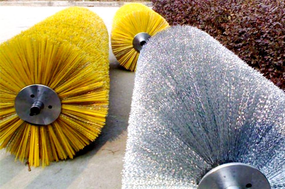 Concrete Sweeper Machine | Pivot Machinery