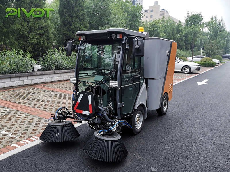 City Road Cleaning Machine T600 delivered to European Customer | Pivot ...